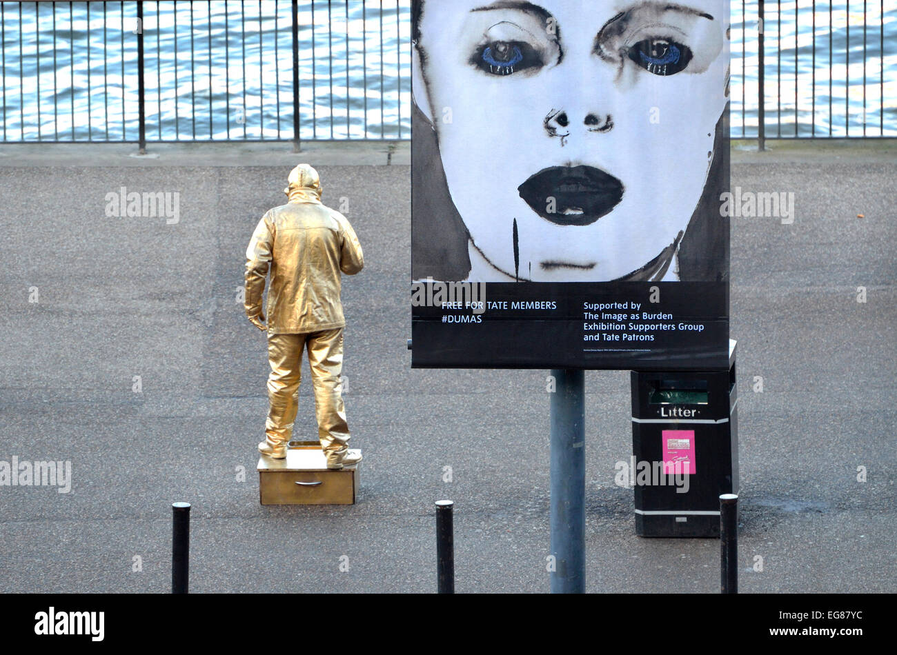 London, England, UK. Human statue on the South bank by Tate Modern ...