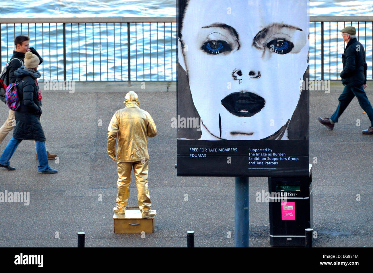 London, England, UK. Human statue on the South bank by Tate Modern ...