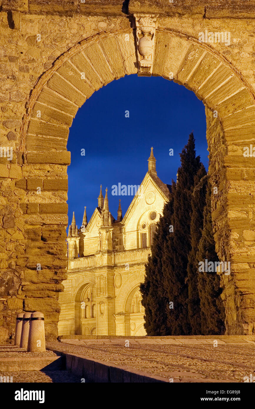 arc of the Giants and real collegiate Renaissance church of Santa Maria ...