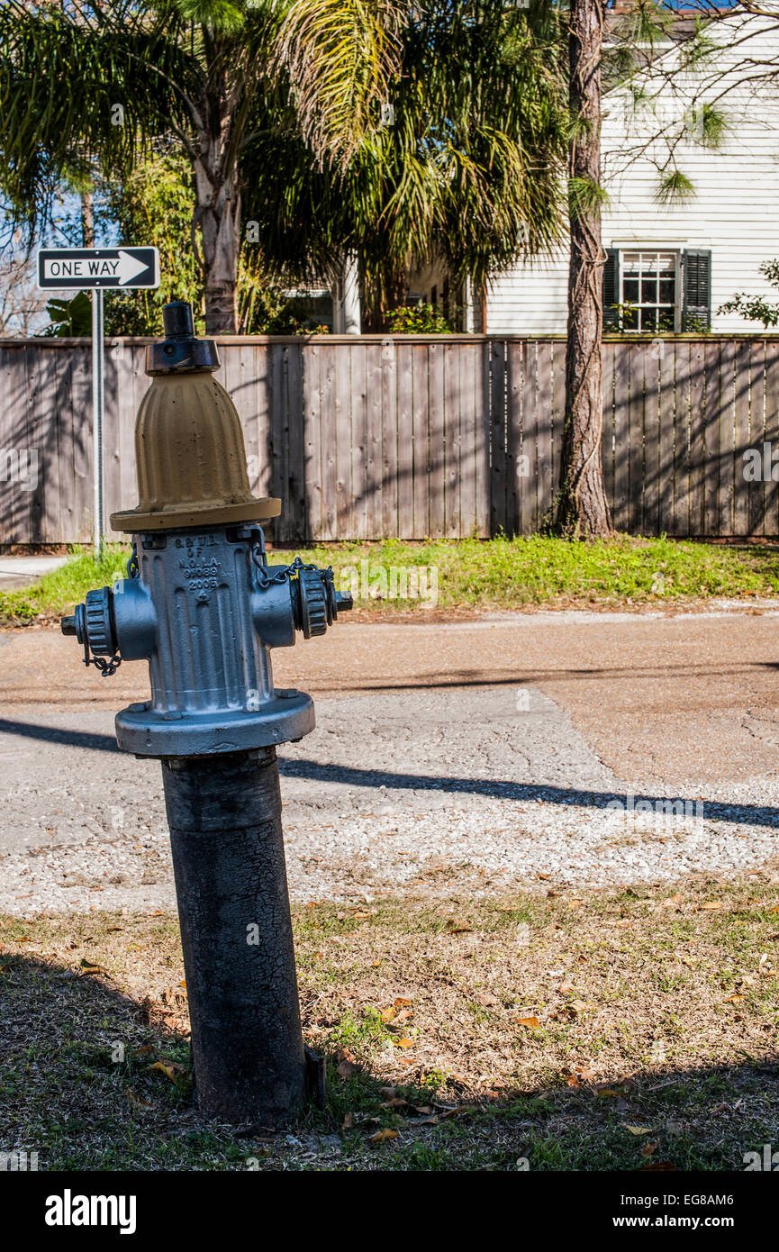 Hydrant grass verge hi-res stock photography and images - Alamy
