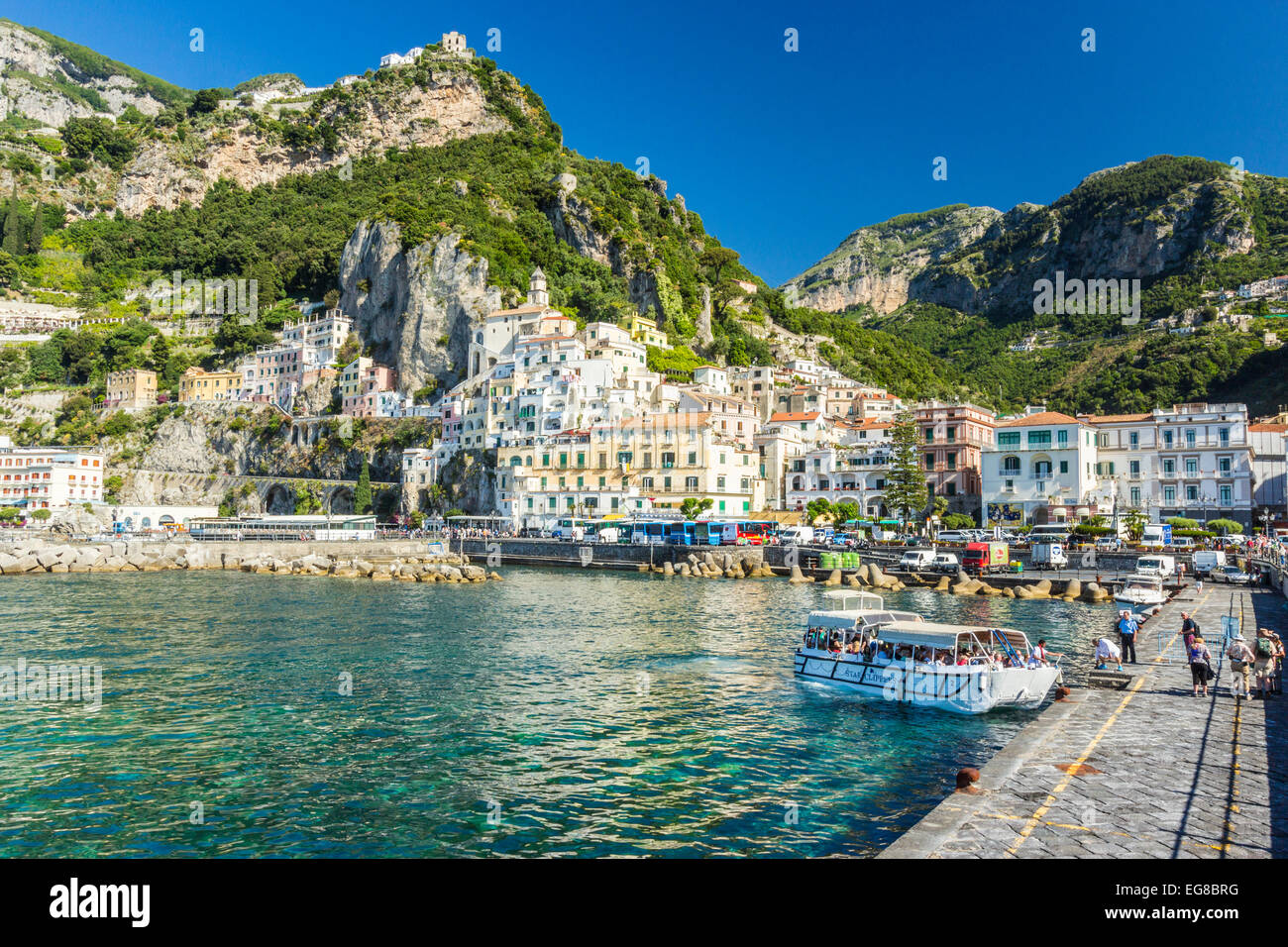 Port amalfi hi-res stock photography and images - Alamy