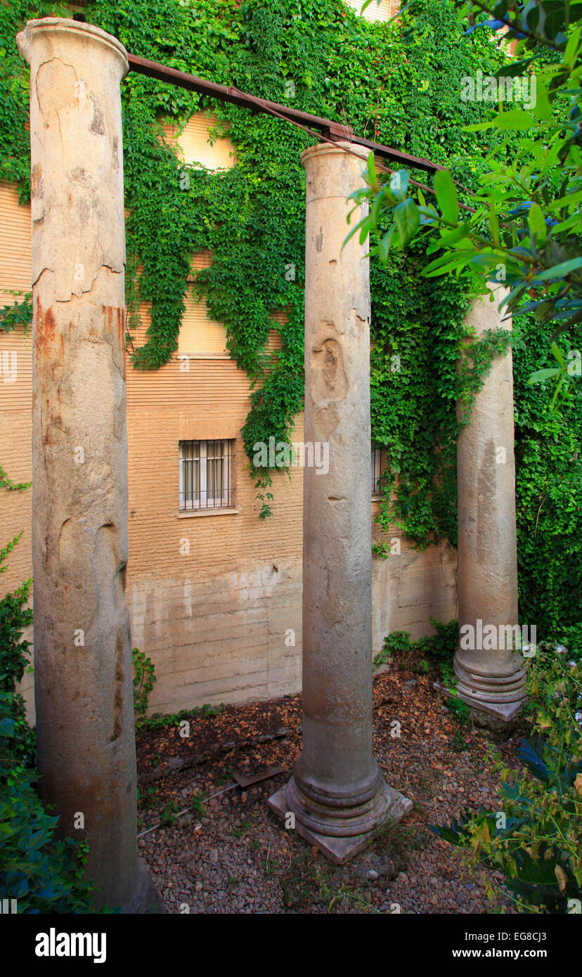Spain, Andalusia, Seville, roman columns, Barrio de Santa Cruz Stock ...