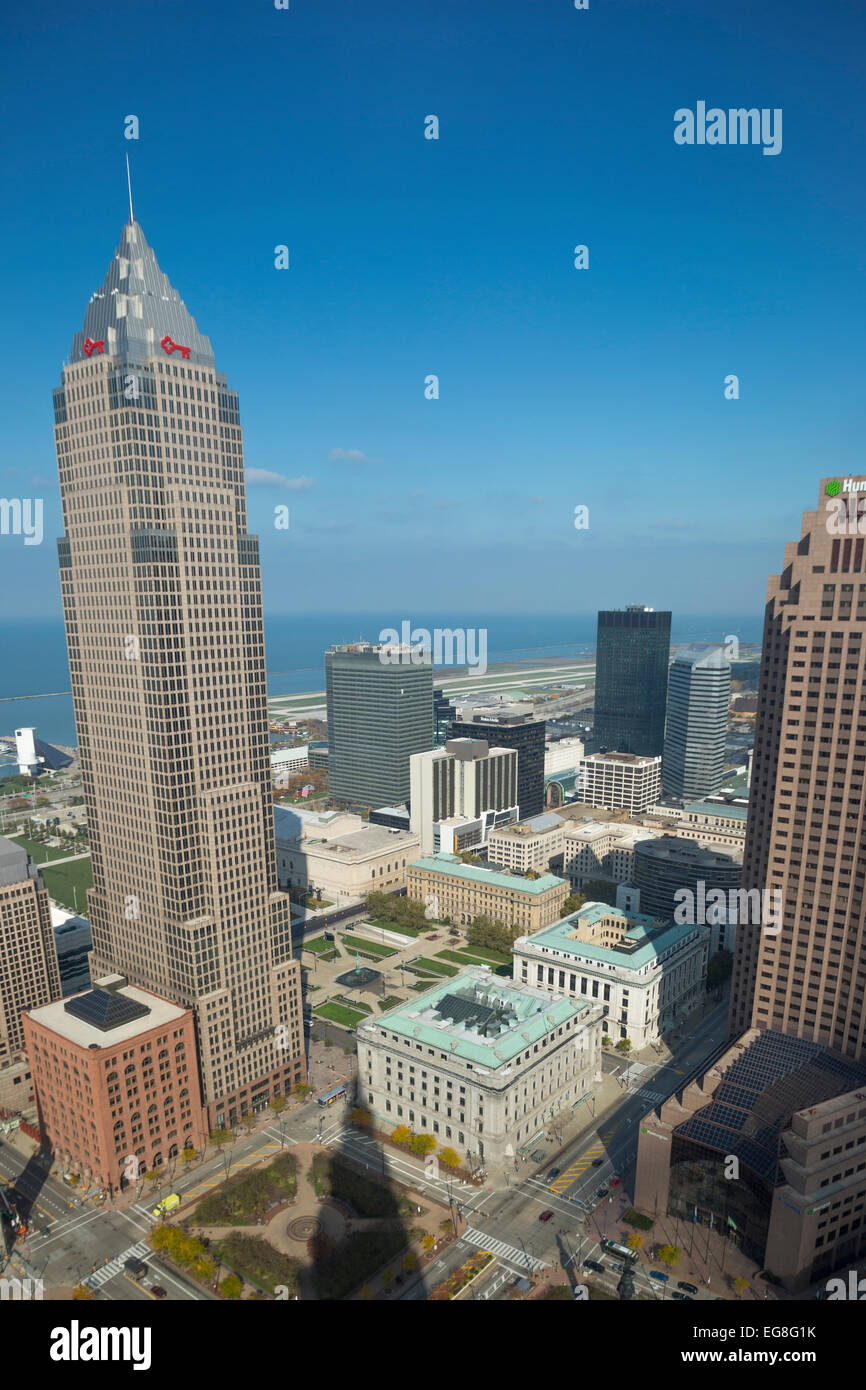 Key bank tower cleveland hi-res stock photography and images - Alamy