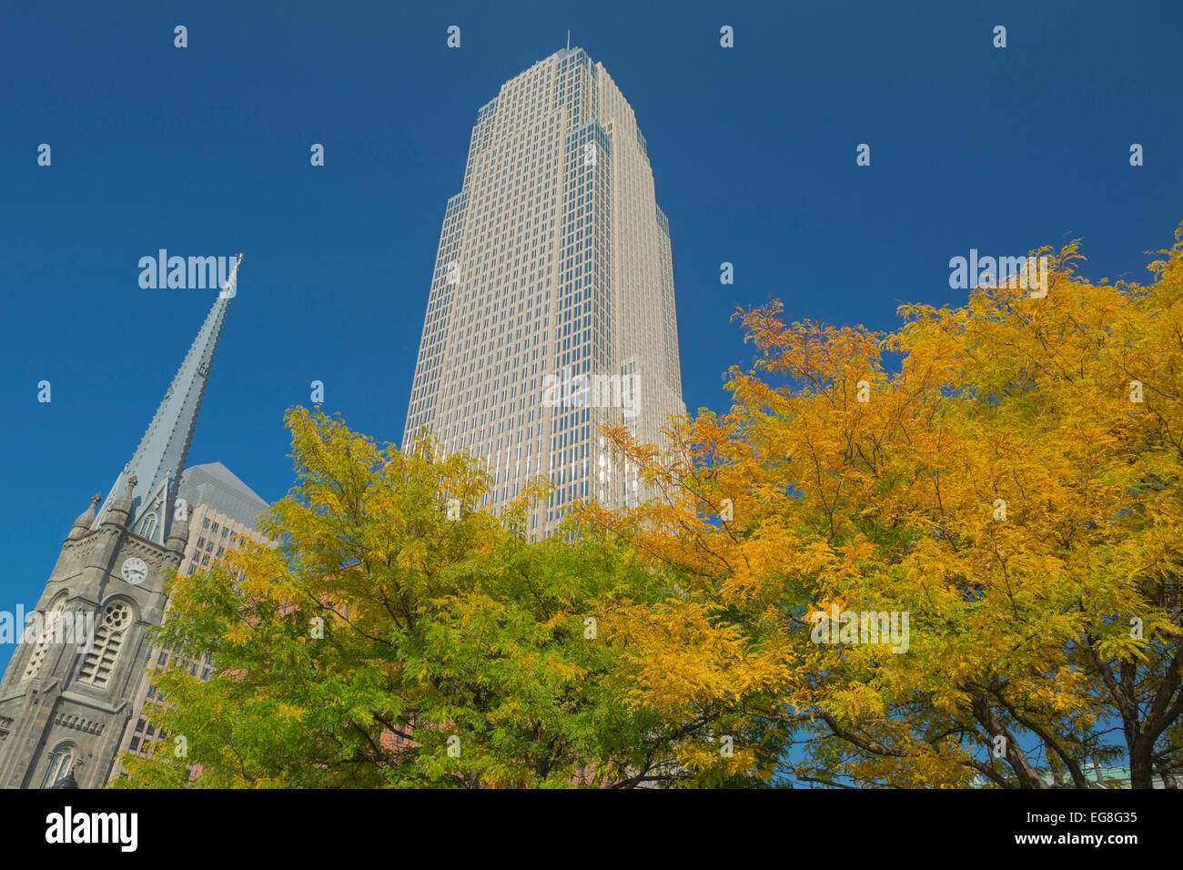 KEY BANK TOWER SKYSCRAPER (©CESAR PELLI 1991) DOWNTOWN CLEVELAND OHIO ...