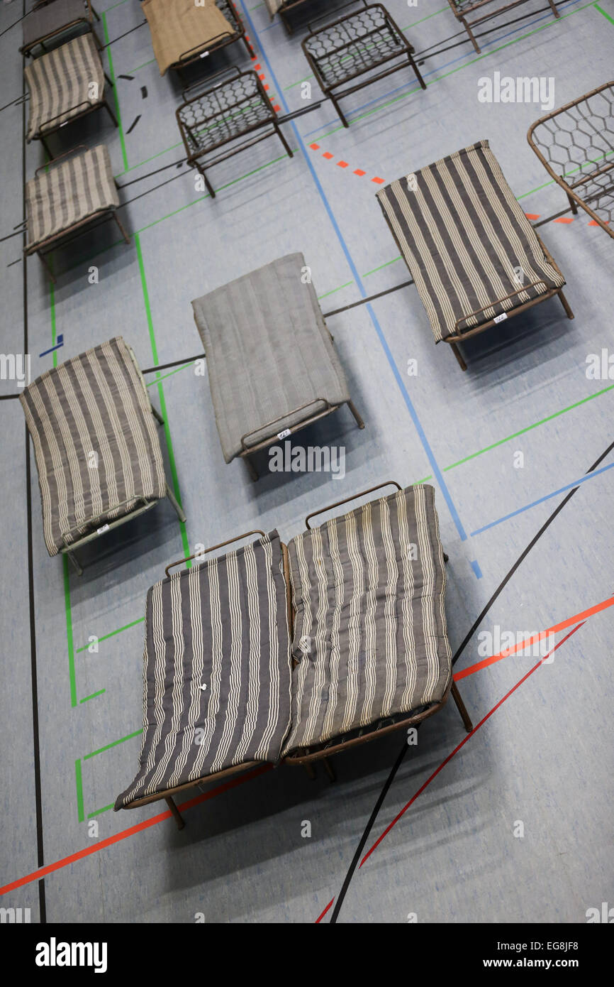 Field beds in the Frankenhalle sports hall, which is being used as ...