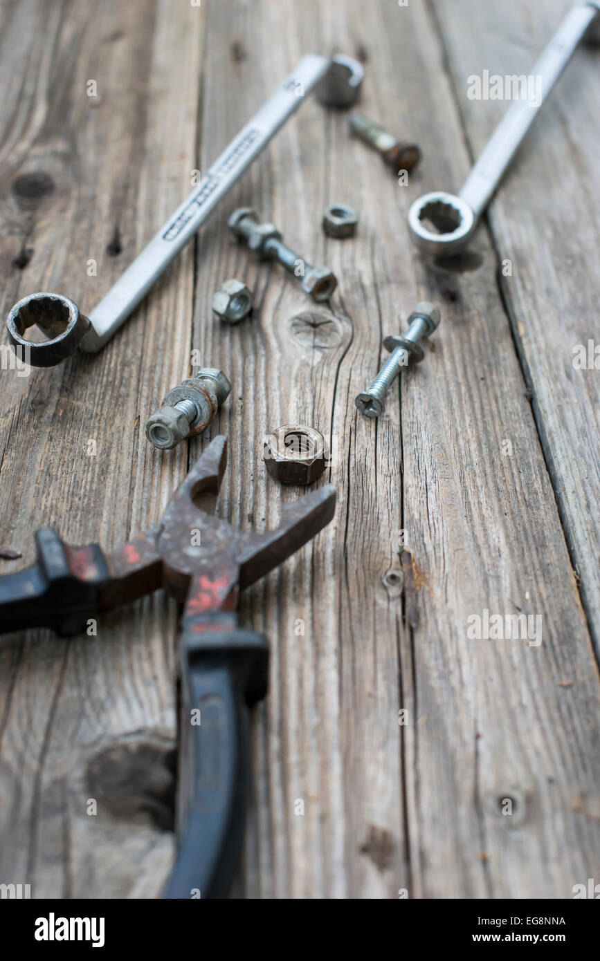 Old bolts nuts background hi-res stock photography and images - Alamy
