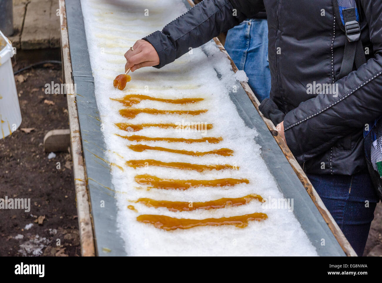Tire sur neige hi-res stock photography and images - Alamy