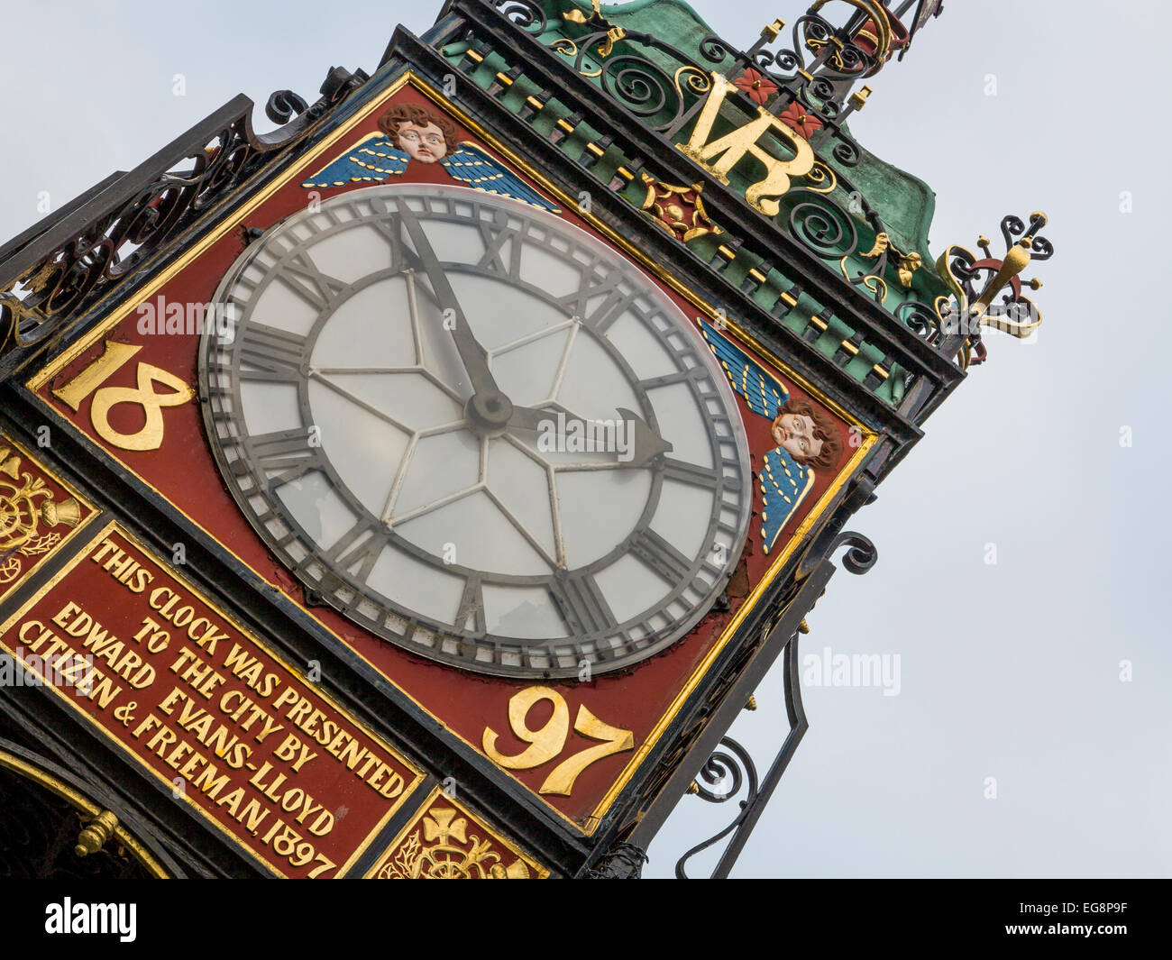 Victorian clock face hi-res stock photography and images - Alamy