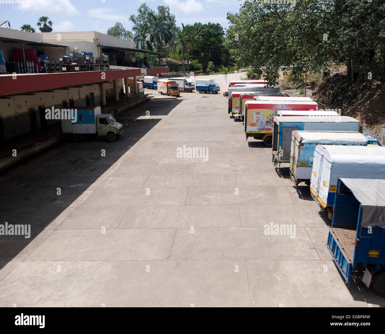 Milk transporter hi-res stock photography and images - Alamy