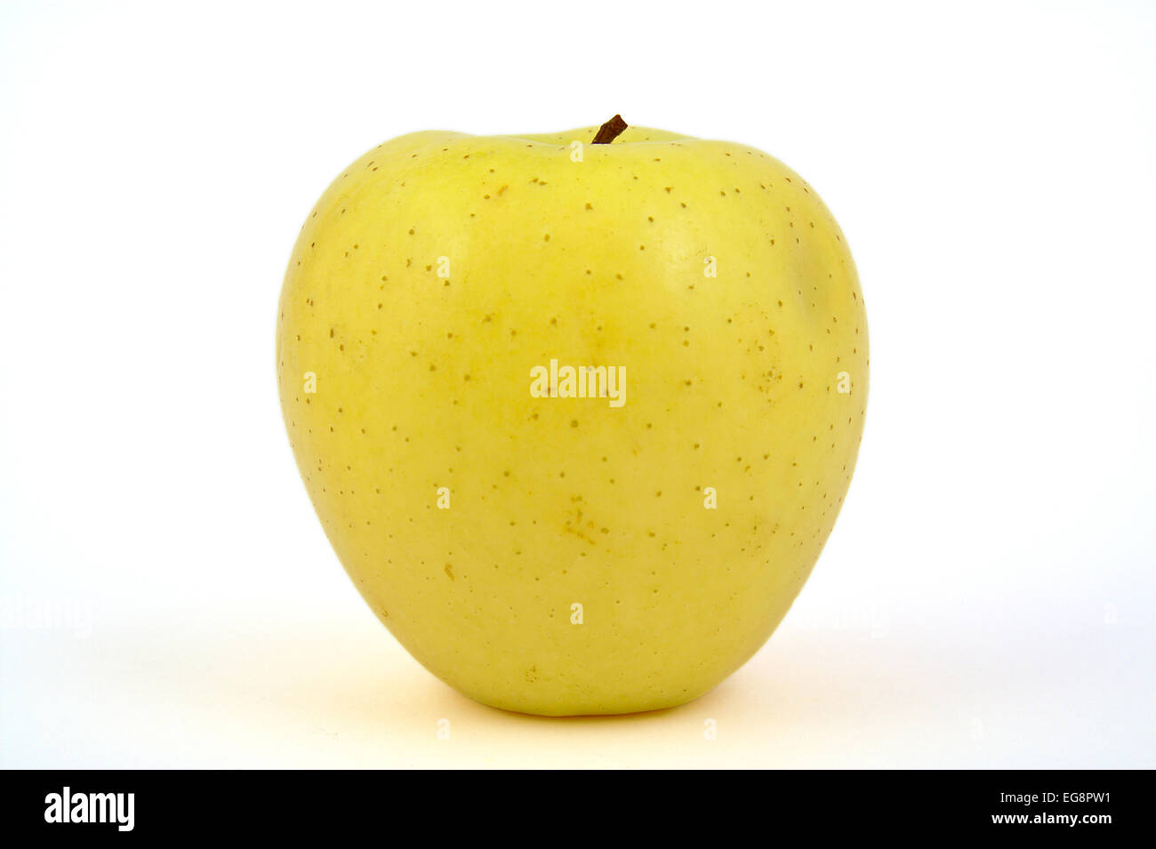 Yellow Golden apple on white background Stock Photo - Alamy