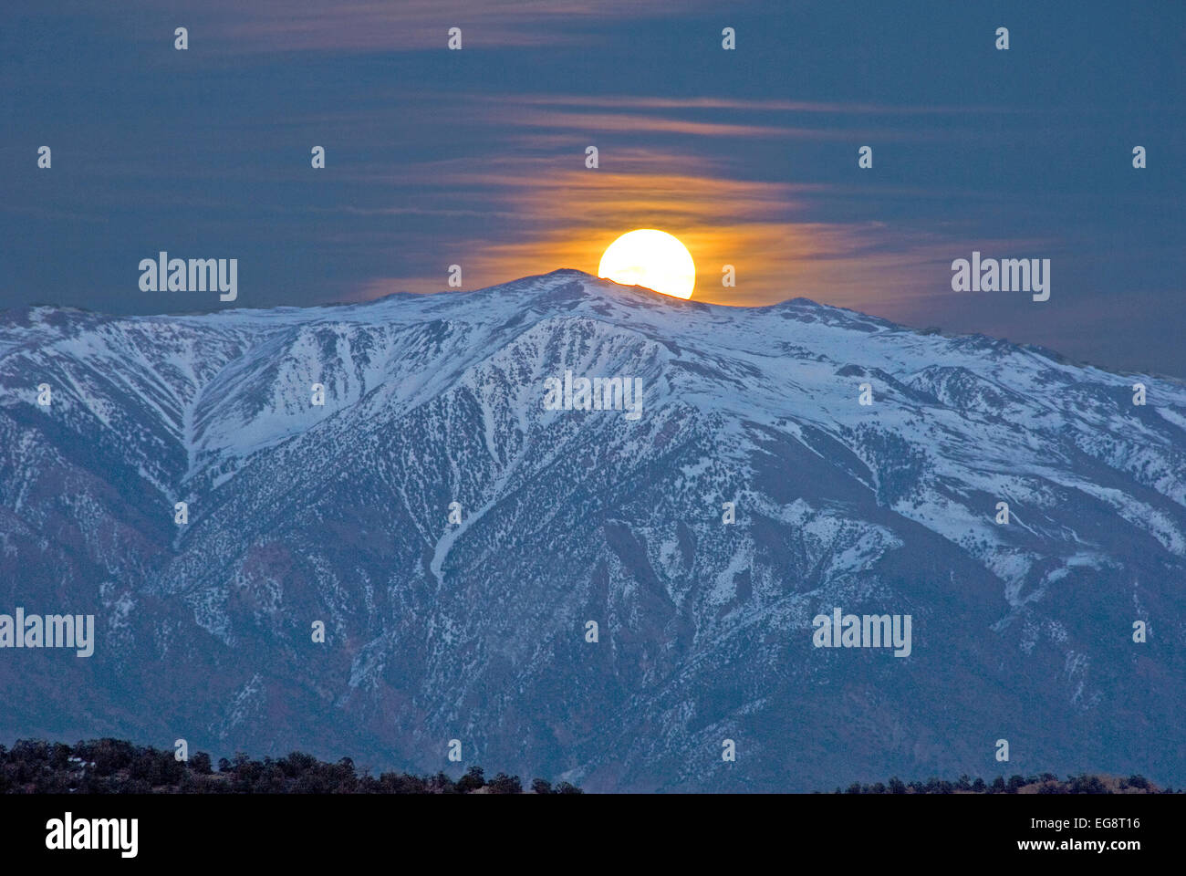 White Mountains moon rise Stock Photo - Alamy