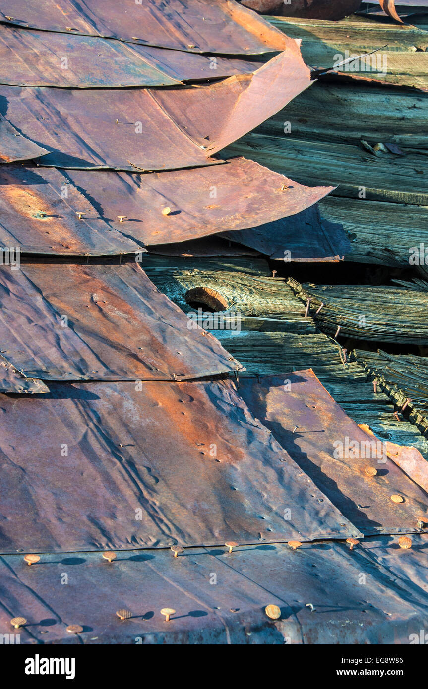 Weathered shingles hi-res stock photography and images - Alamy
