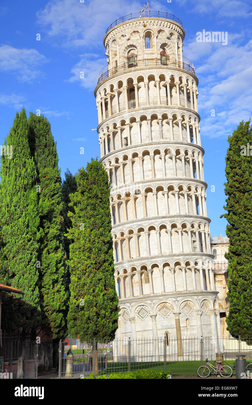 View of The Leaning Tower of Pisa, Italy Stock Photo - Alamy