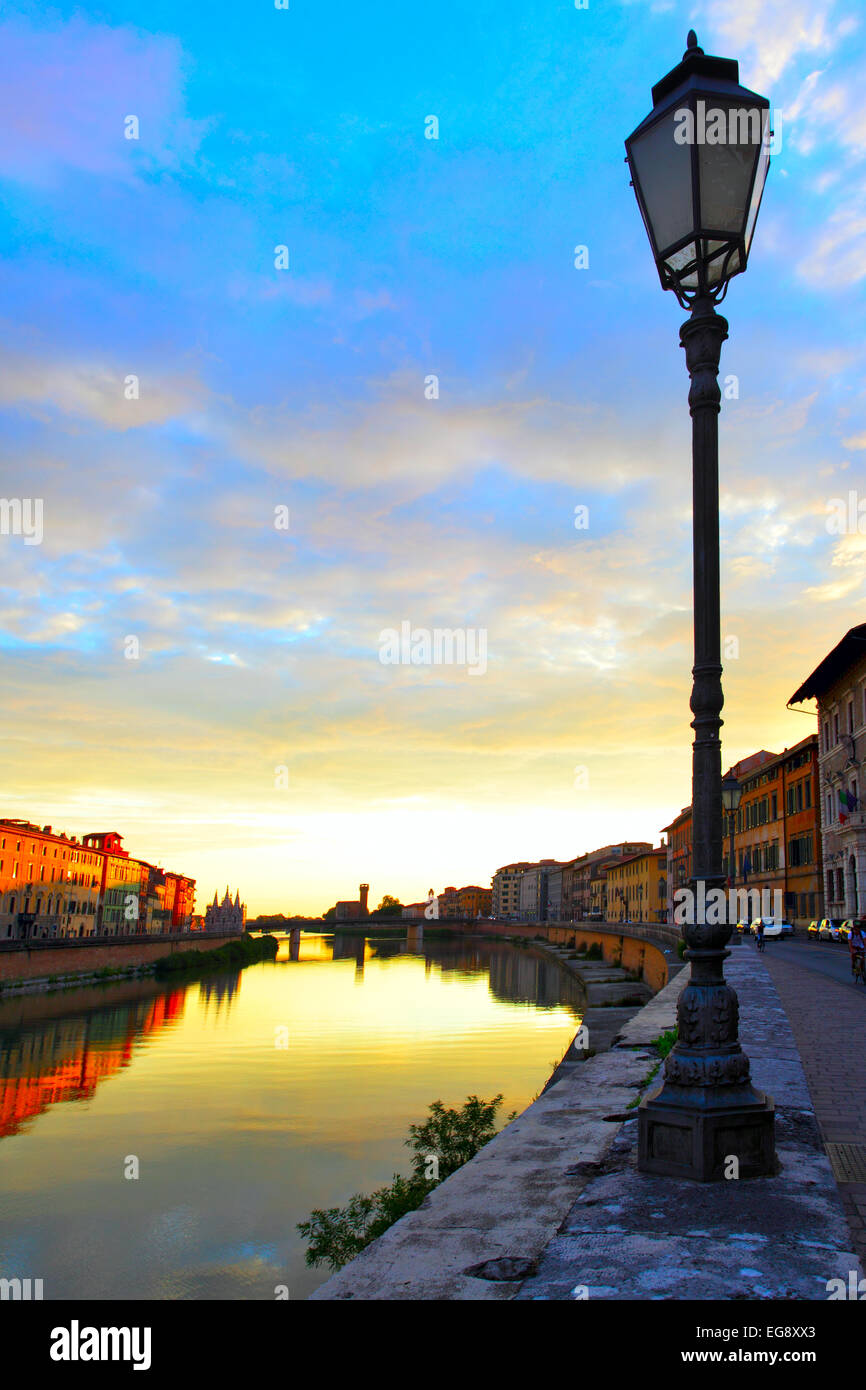 Pisa italy night hi-res stock photography and images - Alamy