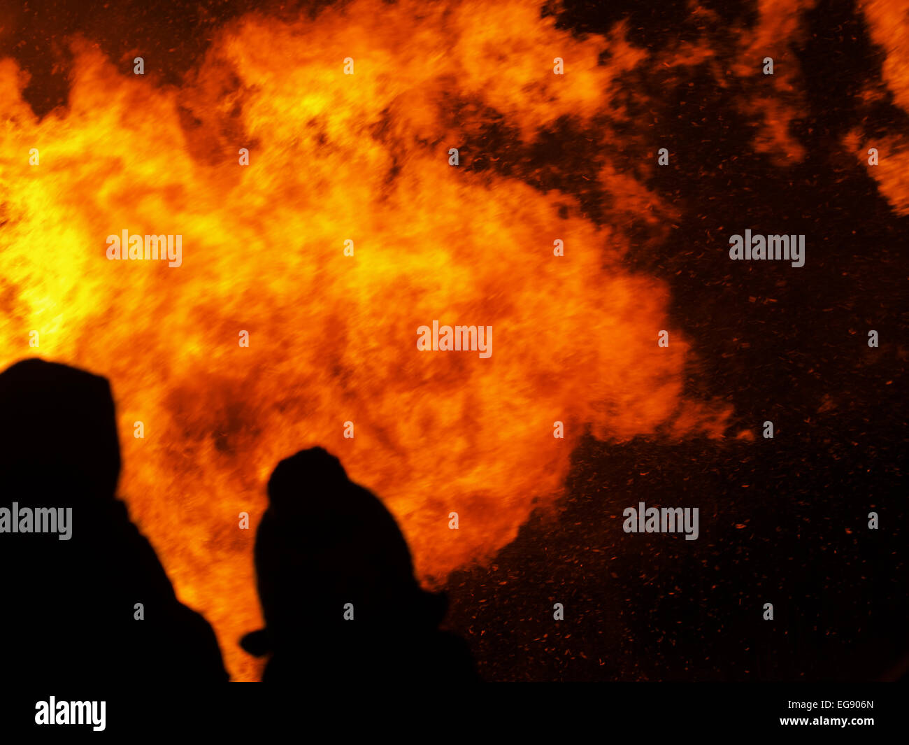 Bystanders hi-res stock photography and images - Alamy