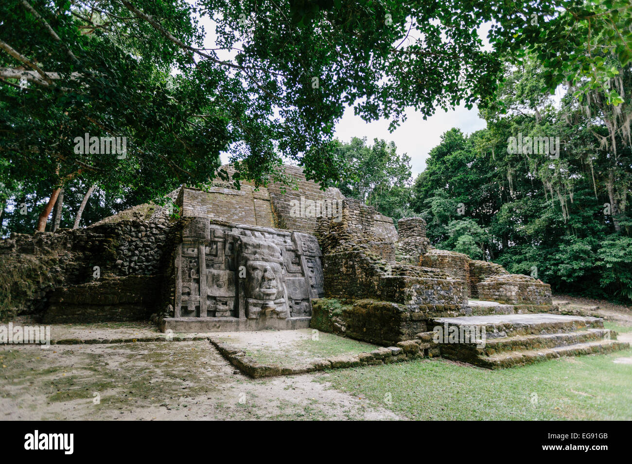 Mask Temple at Lamanai, Belize, Central America Stock Photo - Alamy