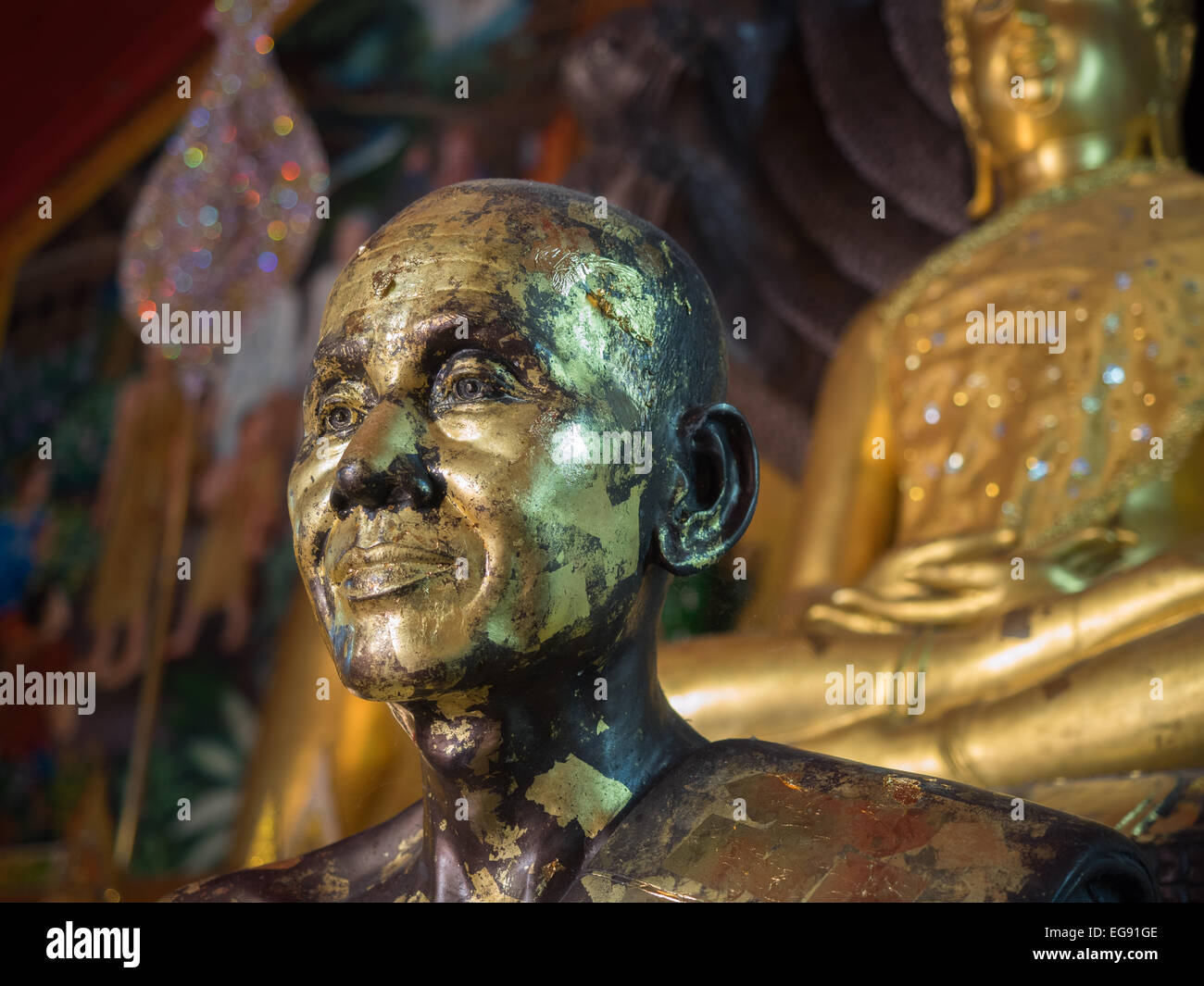 Buddhist shrine monk thailand statue hi-res stock photography and ...