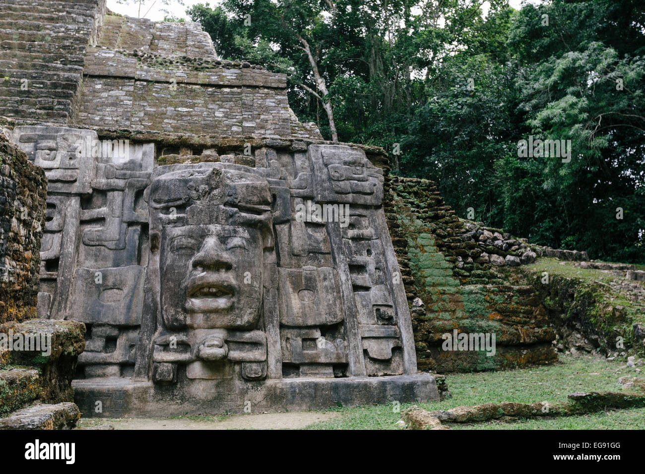 Mask temple hi-res stock photography and images - Alamy