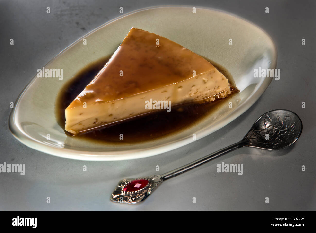 Vietnamese flan, Asian fusion cuisine version of French creme caramel ...