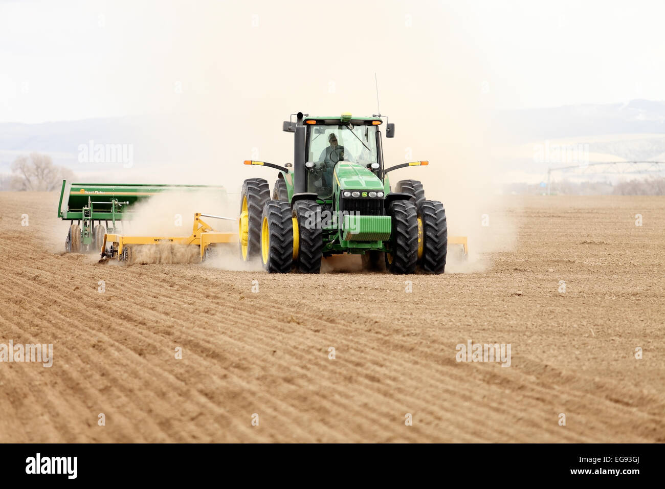 Grain planting environment hi-res stock photography and images - Alamy