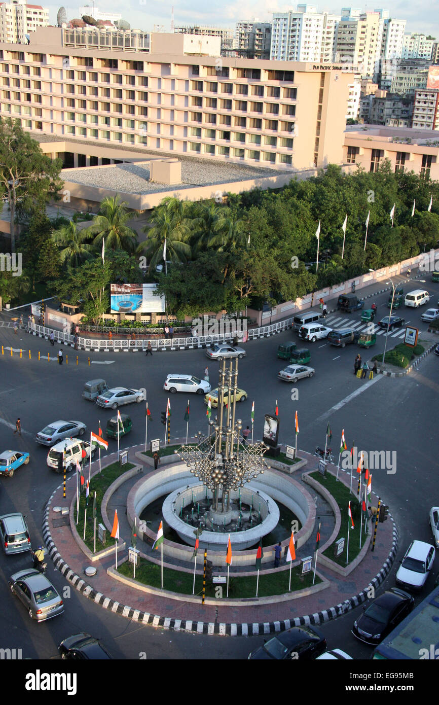 September 2011. Dhaka skyline, SAARC Fountain, at Panthapath in Dhaka ...