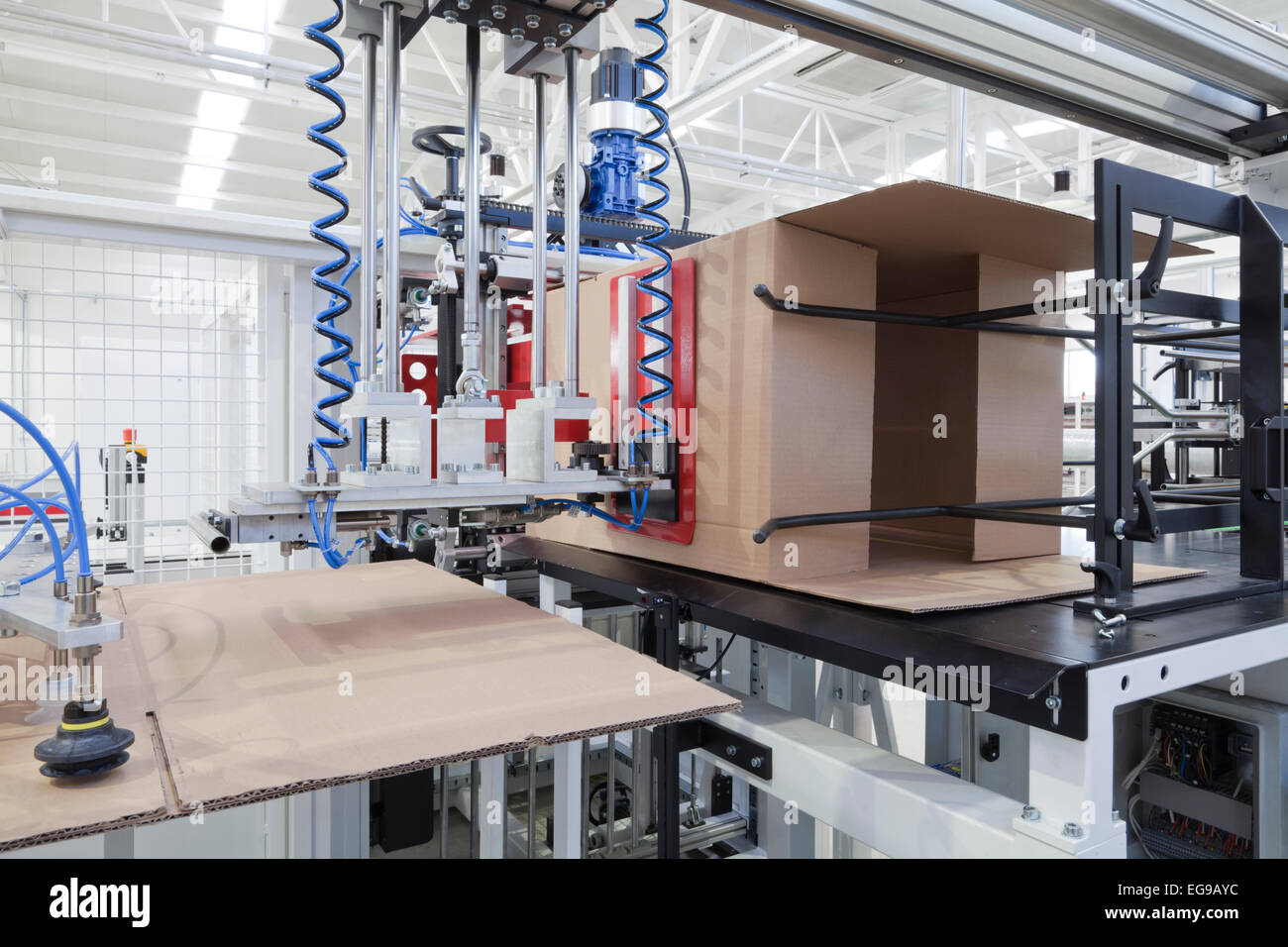 Packaging cardboard plastic hi-res stock photography and images - Alamy