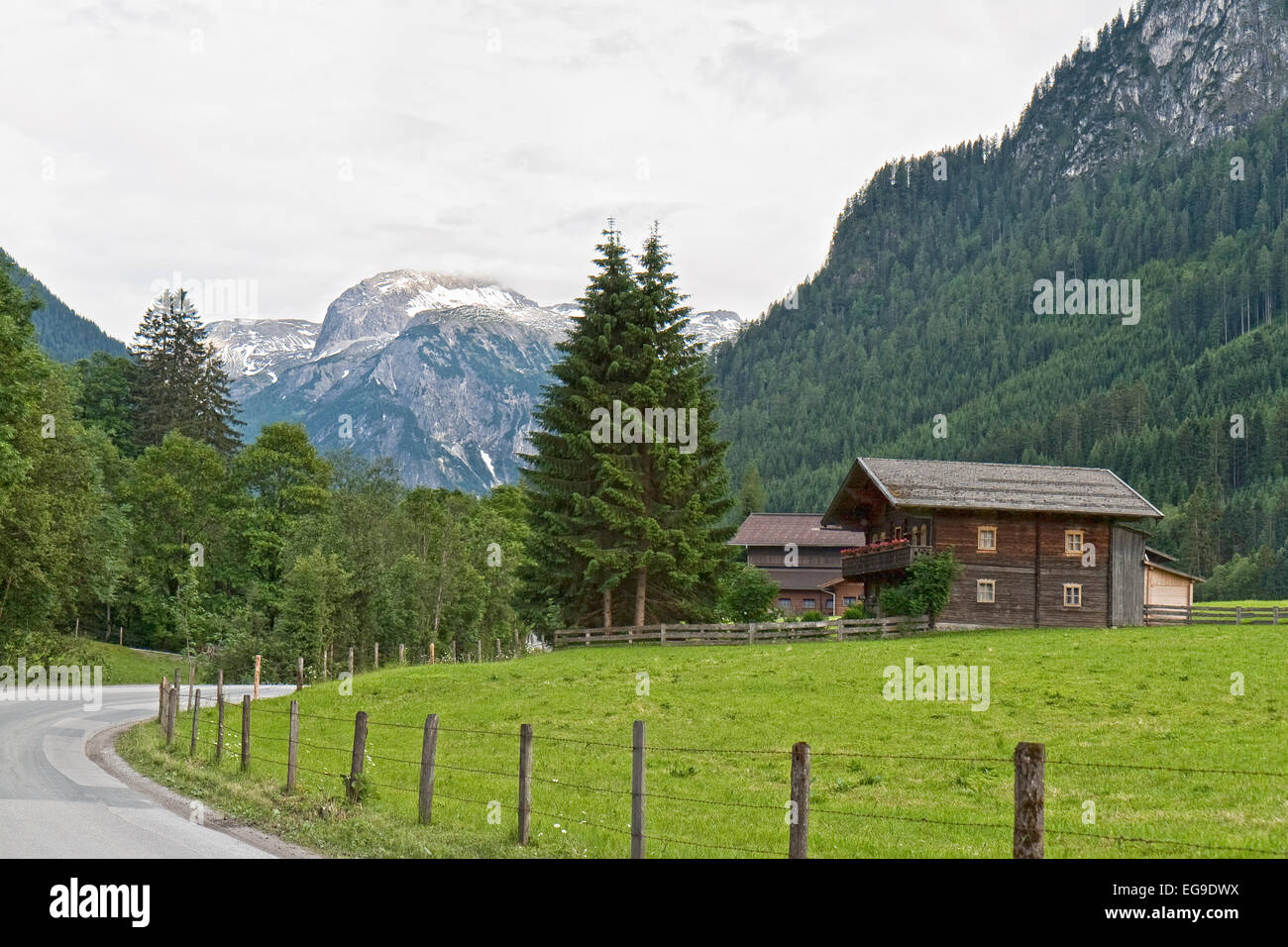 House in the alps hi-res stock photography and images - Alamy