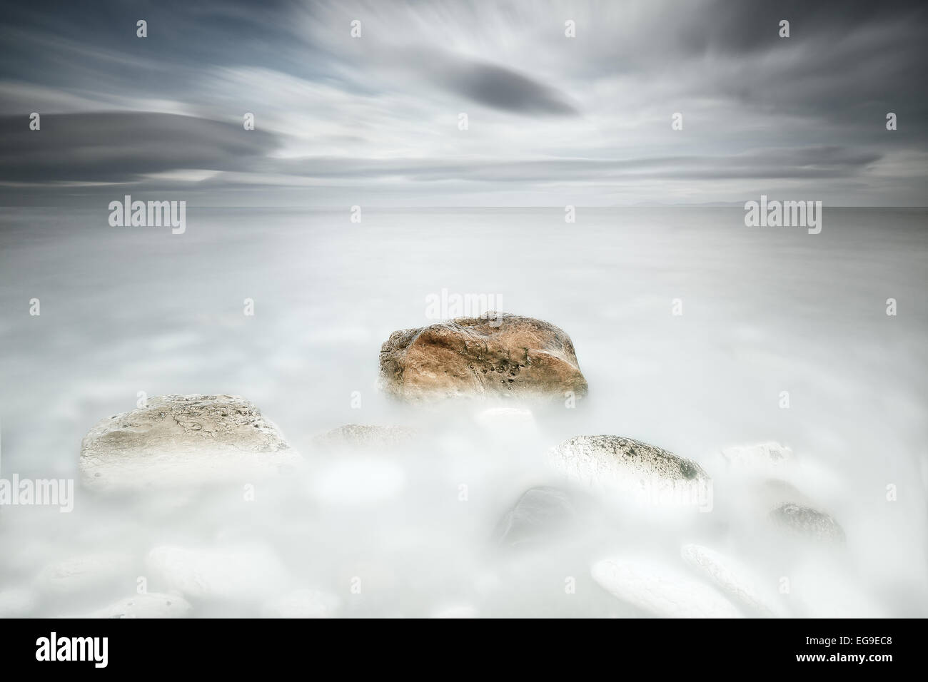 Seascape horizon uk hi-res stock photography and images - Alamy
