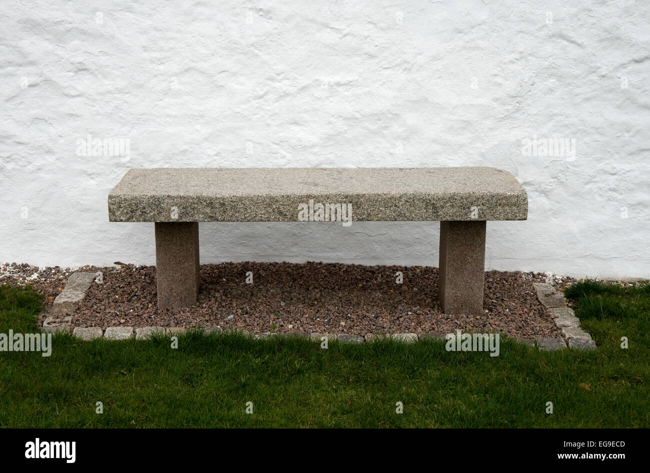 Gravel bench hi-res stock photography and images - Alamy