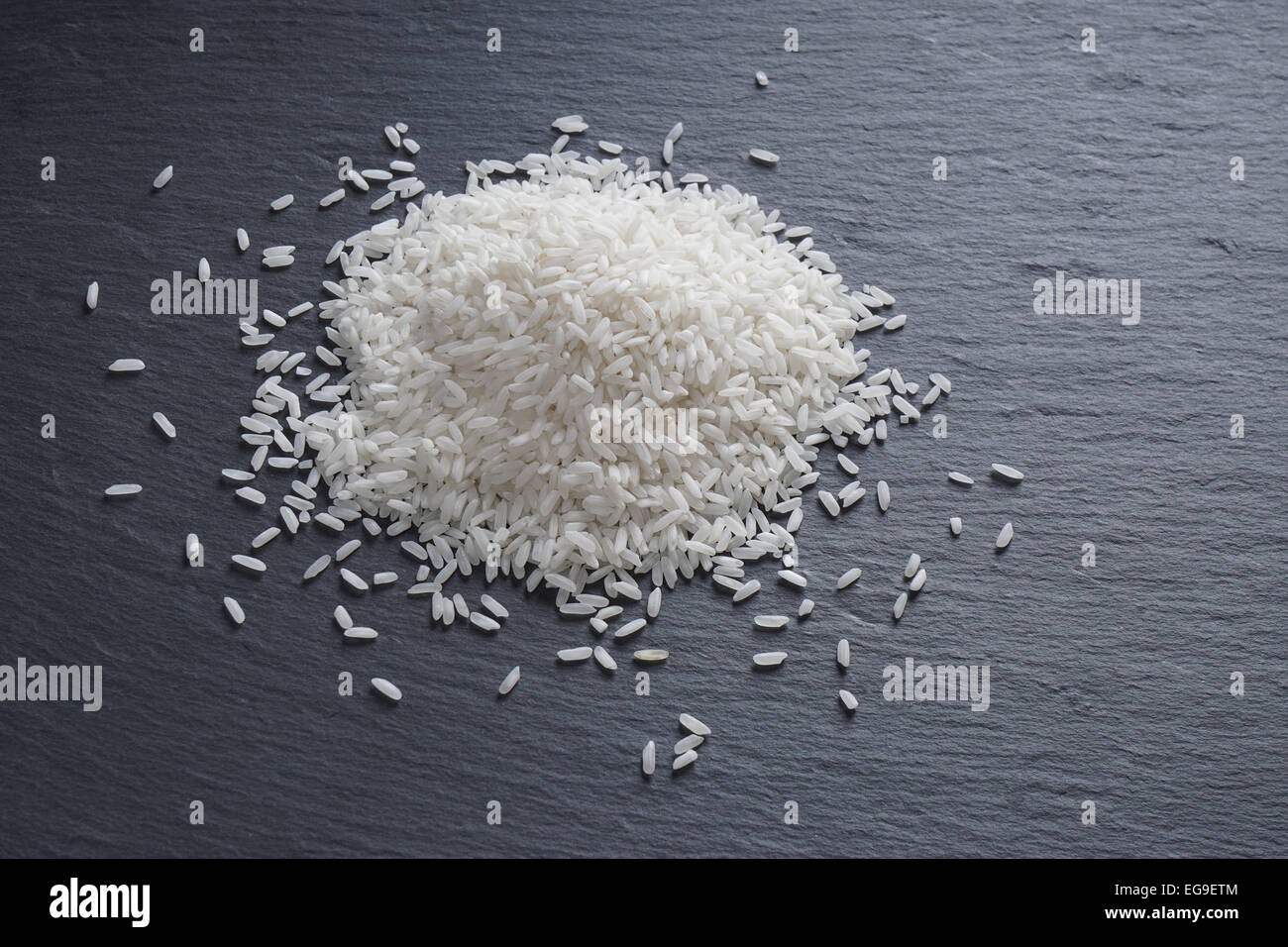 Pile of rice grain hi-res stock photography and images - Alamy