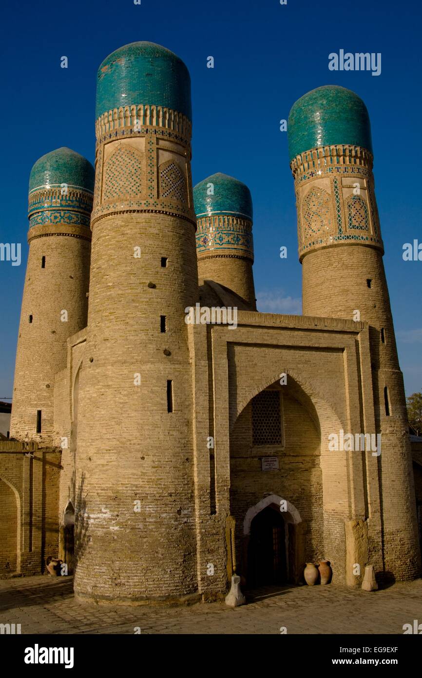 Mosque minar hi-res stock photography and images - Alamy