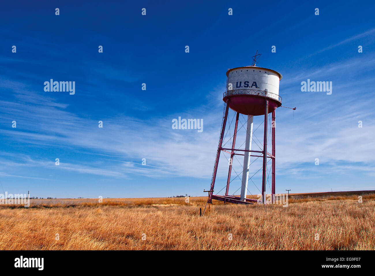 Leaning water tower in field, Texas, United States Stock Photo - Alamy