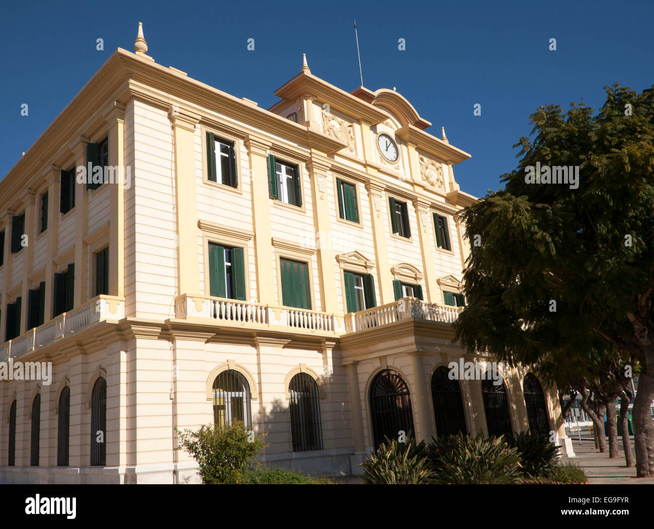 Port authority office building hi-res stock photography and images - Alamy