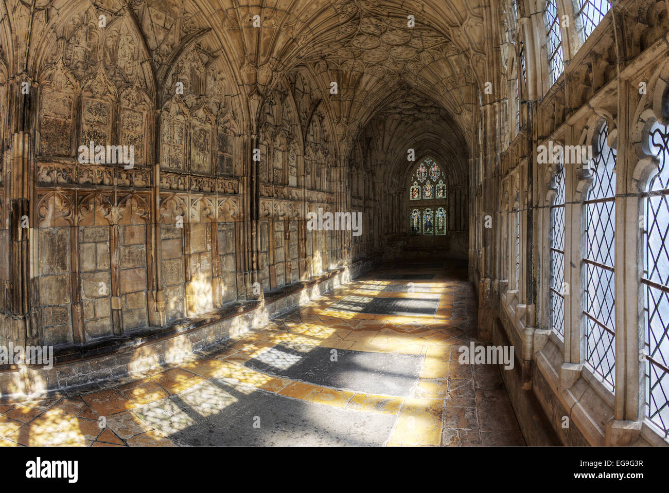 Gloucester cathedral cloister hi-res stock photography and images - Alamy