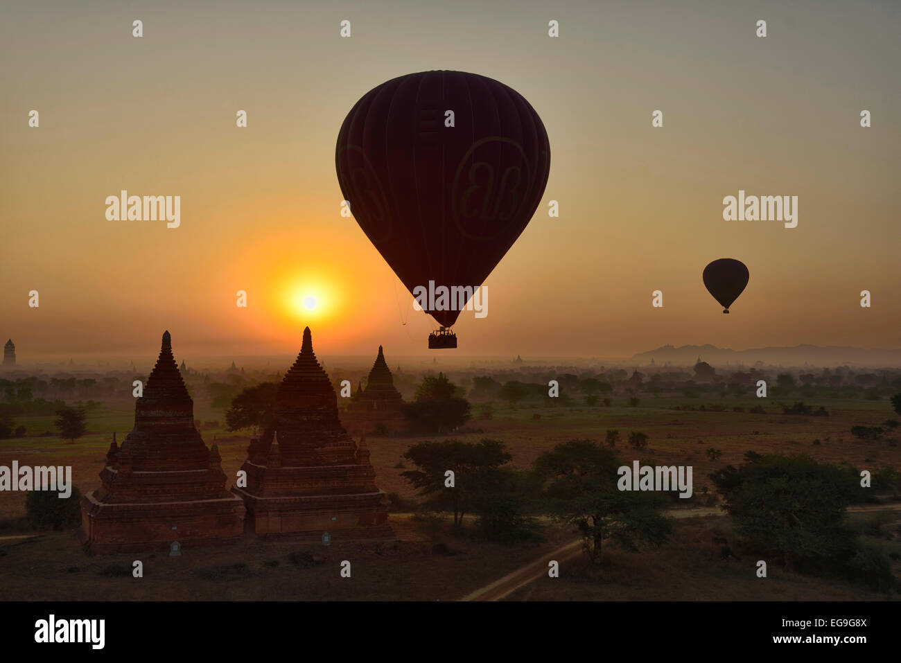 Historical ballooning hi-res stock photography and images - Alamy