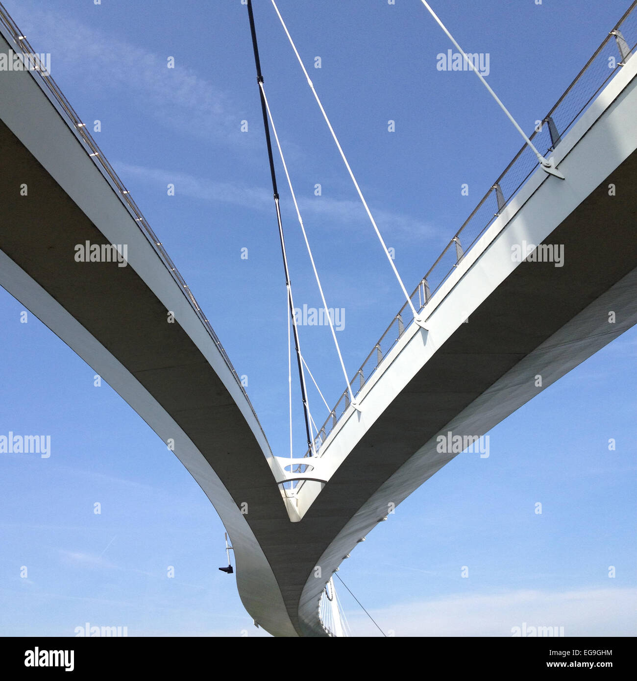 Upward Curve Stock Photos & Upward Curve Stock Images - Alamy