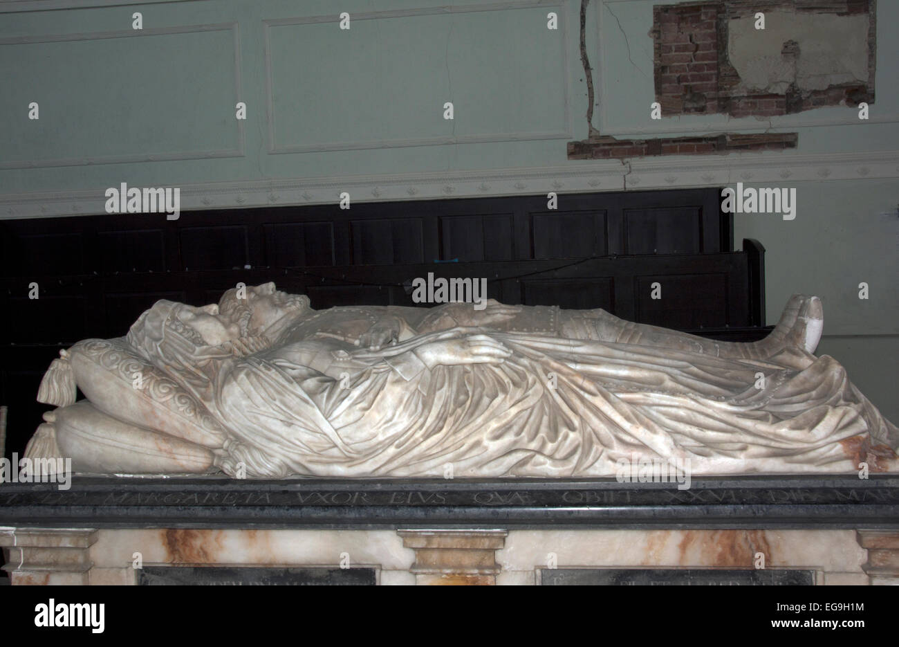 WARWICKSHIRE; COMPTON VERNEY CHAPEL; TOMB OF SIR RICHARD VERNEY AND ...