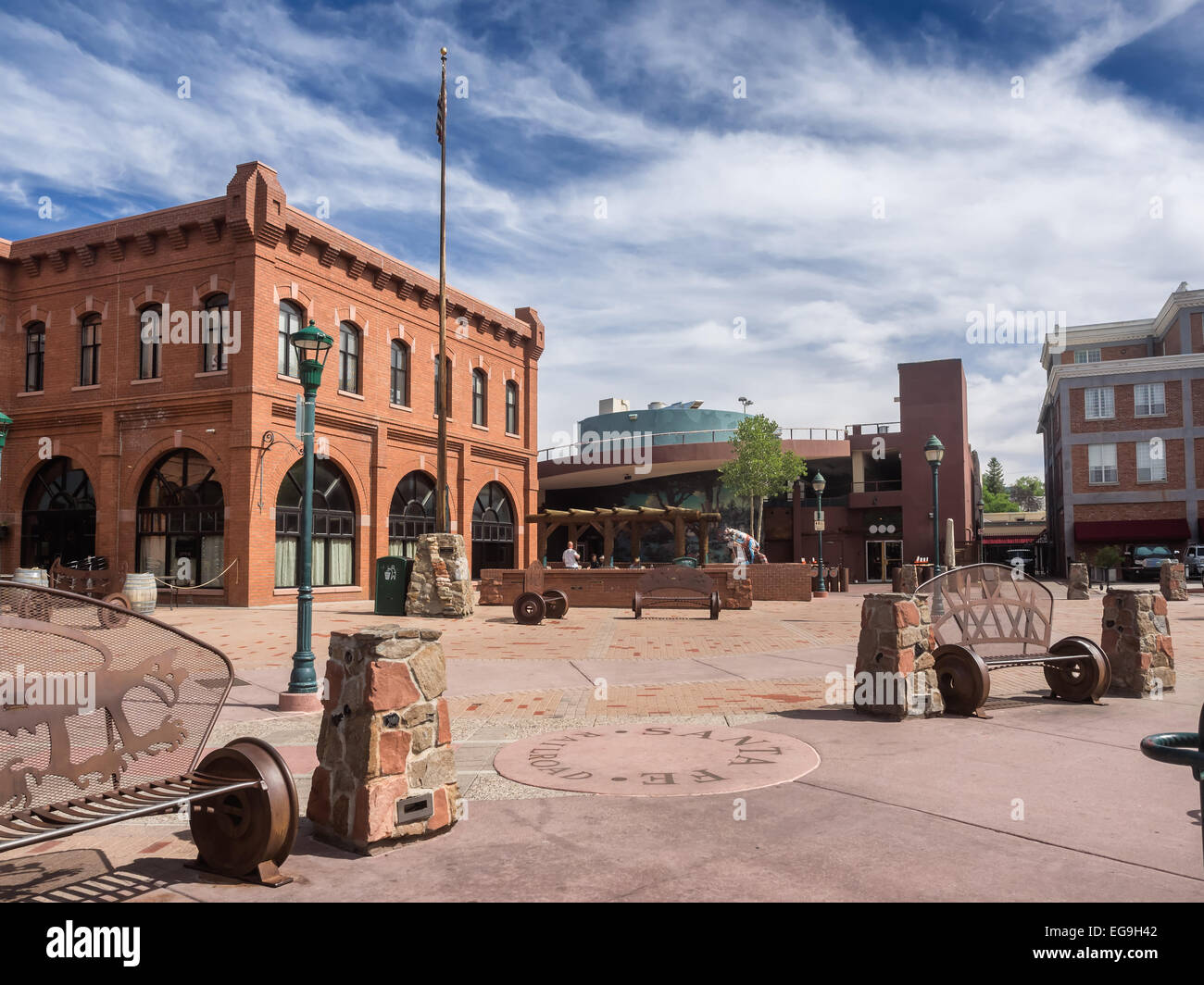 Flagstaff main square with pueblo house in Arizona Stock Photo - Alamy