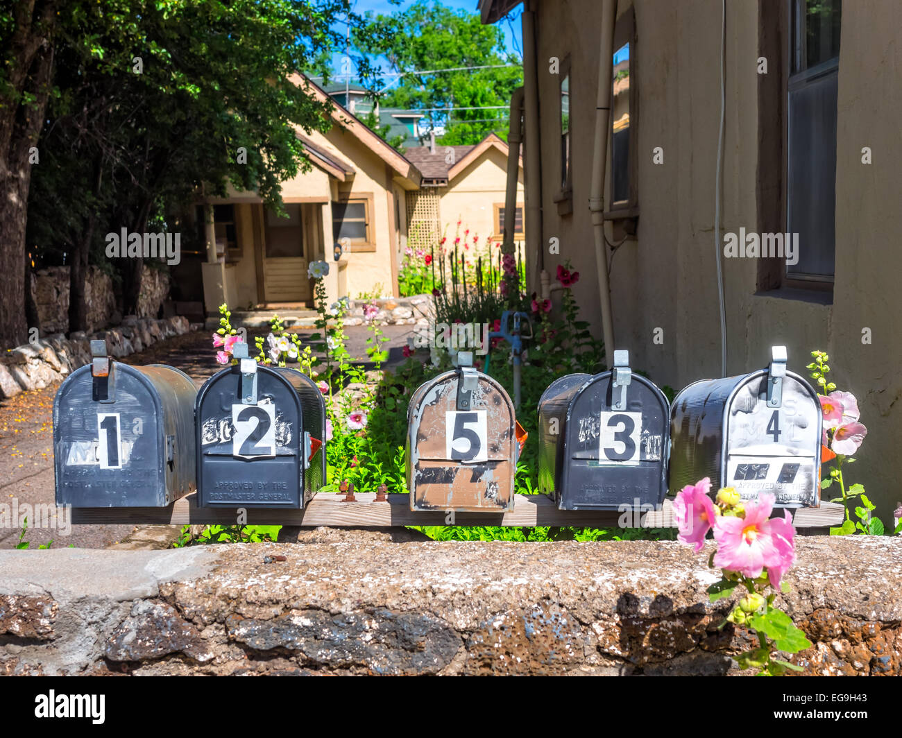 Vintage US mailboxes in a row Stock Photo - Alamy