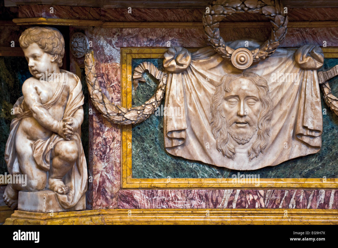 Crucified hi-res stock photography and images - Alamy