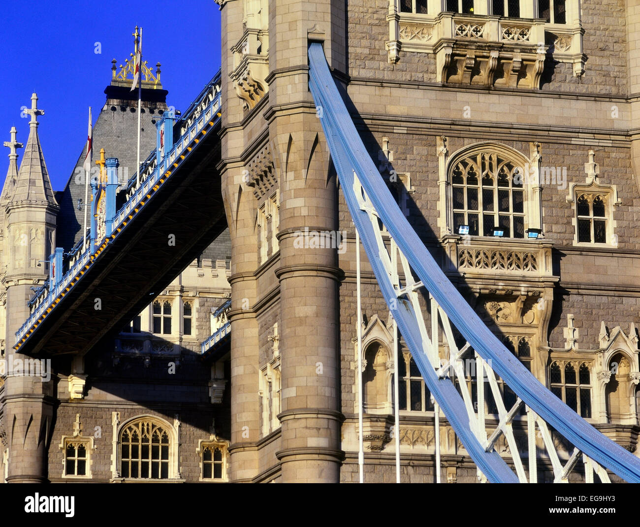 Iconic london structures hi-res stock photography and images - Alamy