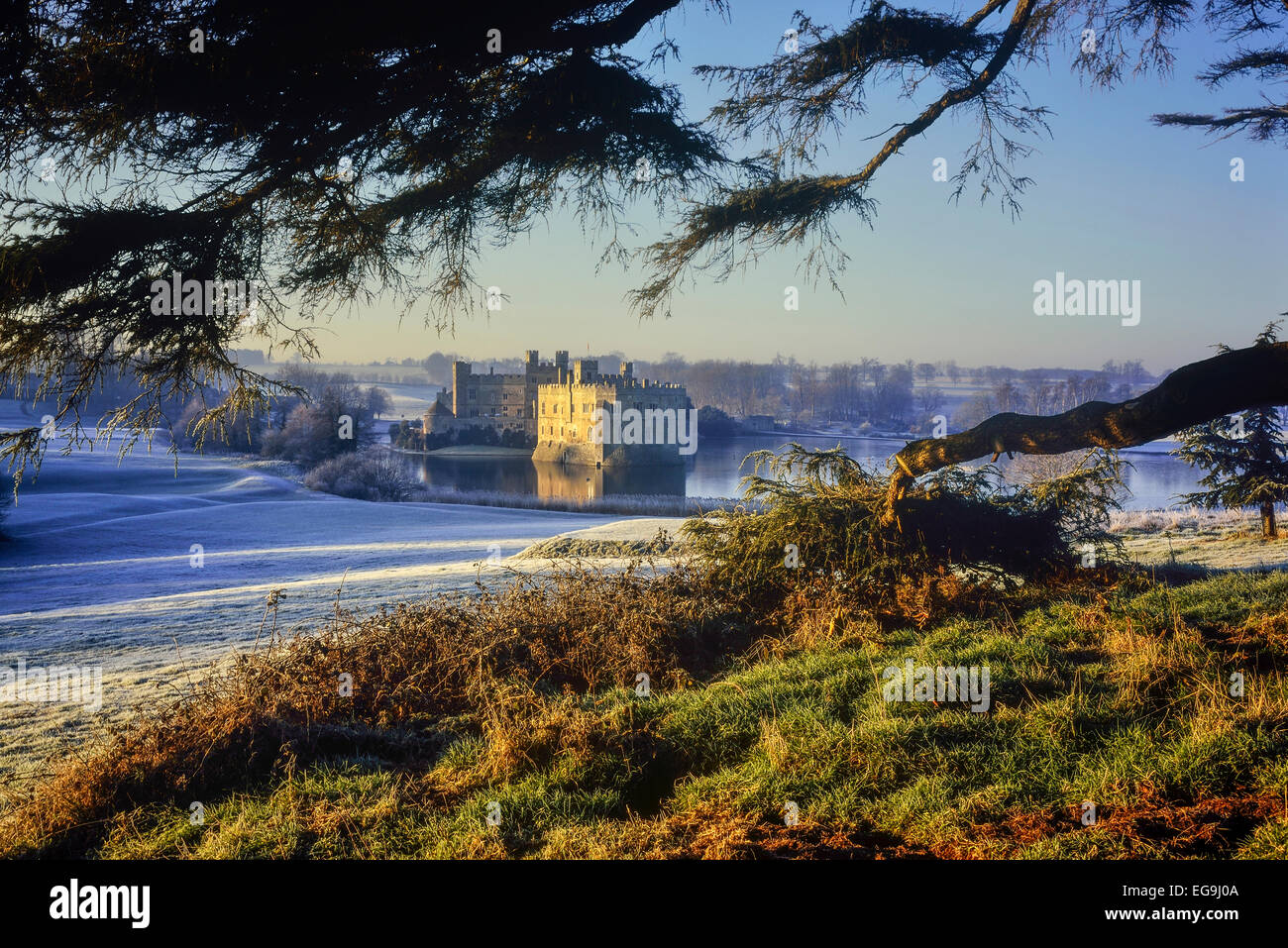 Kent Countryside Uk Winter High Resolution Stock Photography and Images ...