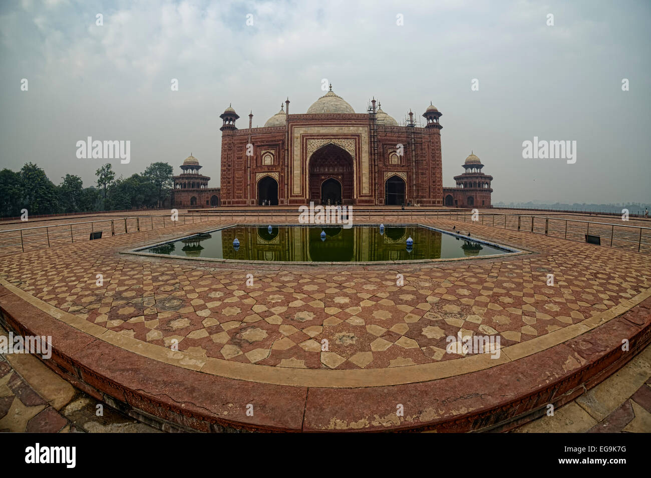 Red sandstone buildings hi-res stock photography and images - Alamy