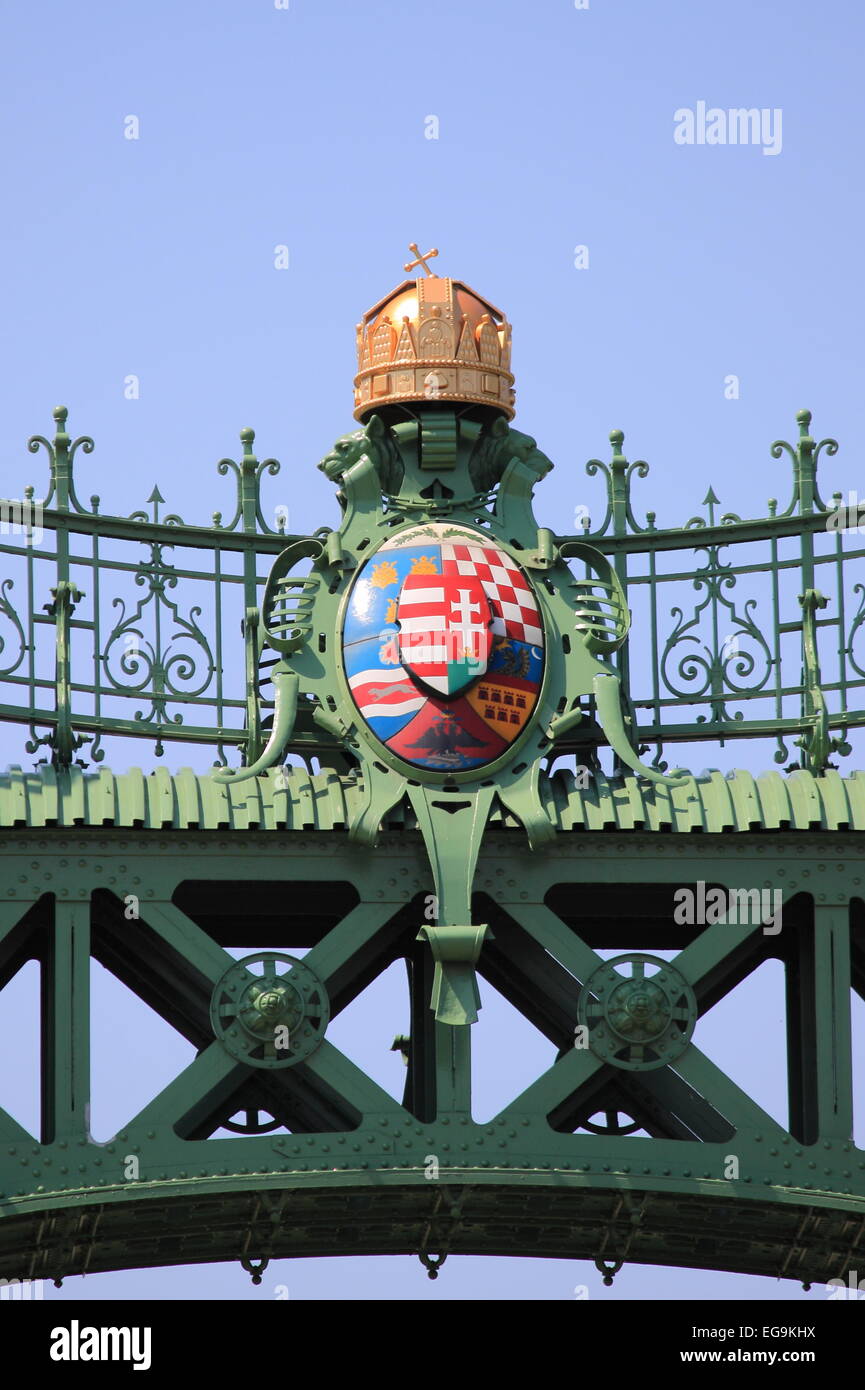 Emblem in the Freedom Bridge in Budapest, Hungary Stock Photo - Alamy