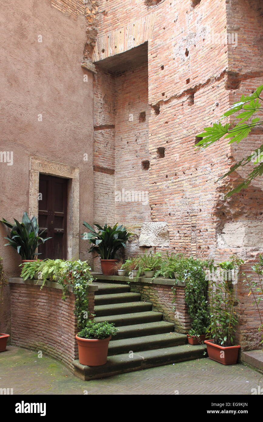 Medieval corner hi-res stock photography and images - Alamy