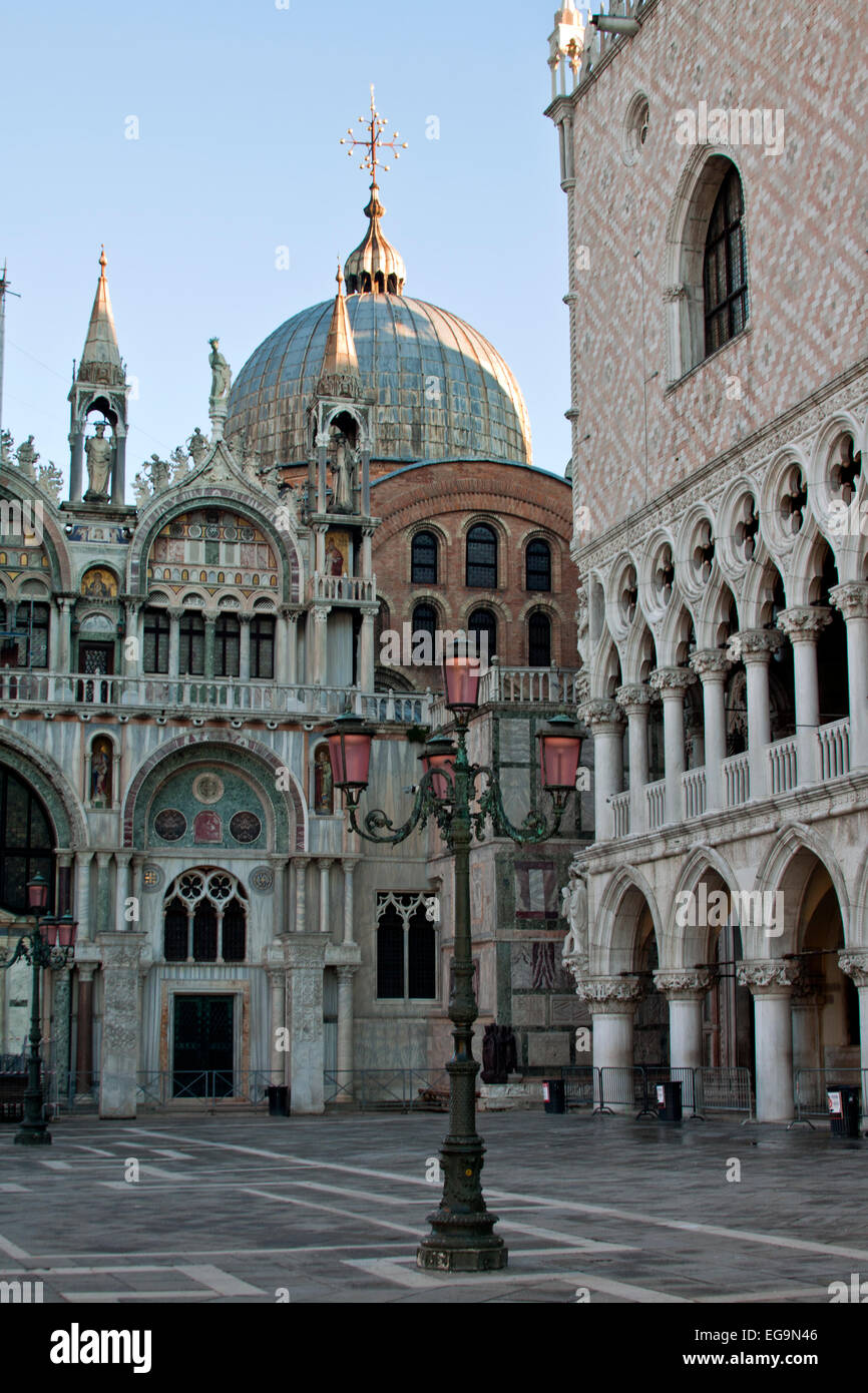 Churches venice italy hi-res stock photography and images - Alamy