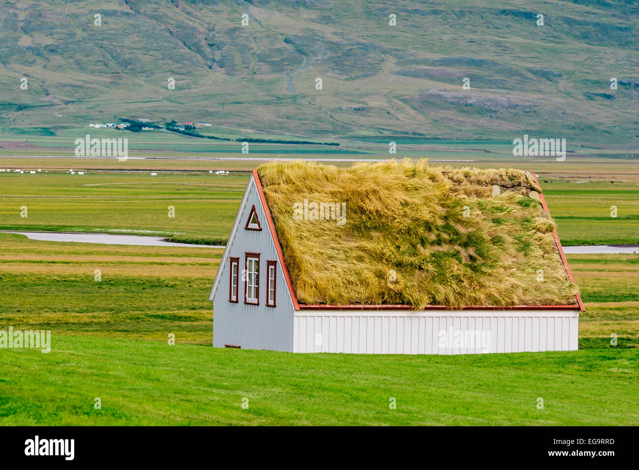 Turf house hi-res stock photography and images - Alamy