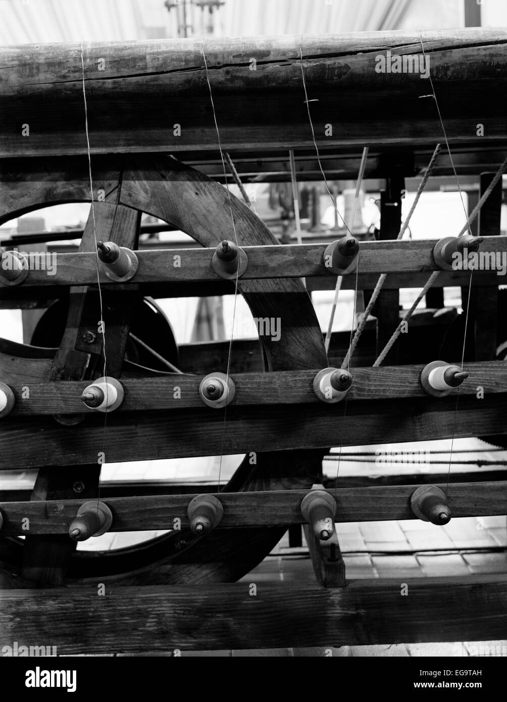 Spinning jenny hi-res stock photography and images - Alamy