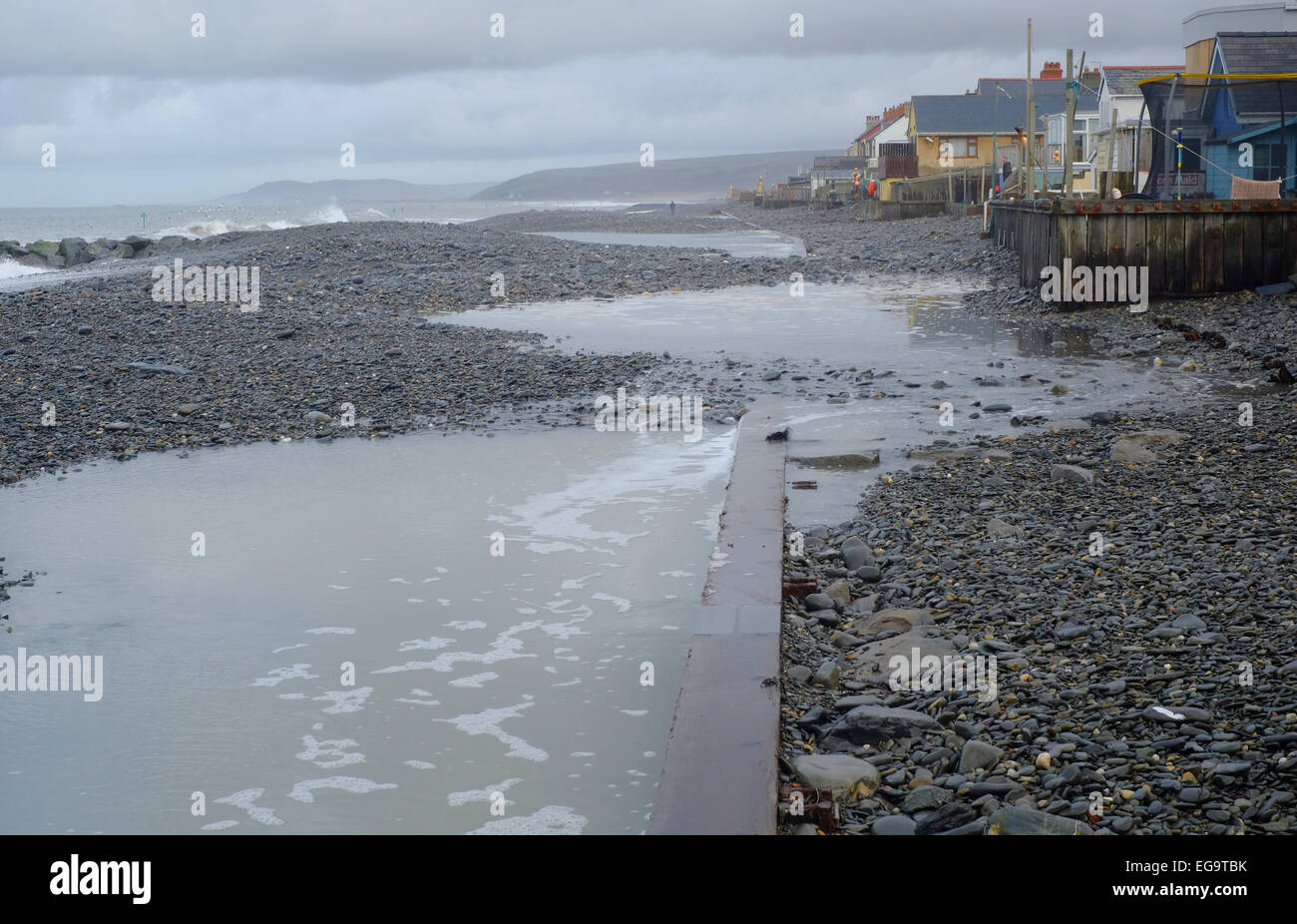 Borth houses flooding hi-res stock photography and images - Alamy