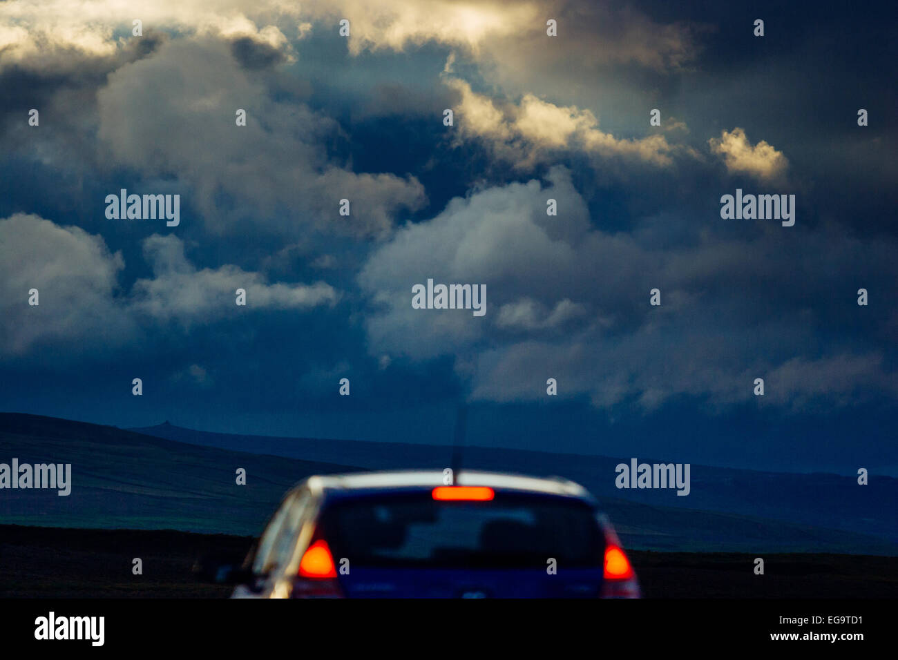 Dangerous driving weather hi-res stock photography and images - Alamy